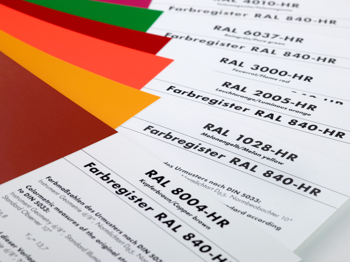 RAL CLASSIC 840 HR-Register