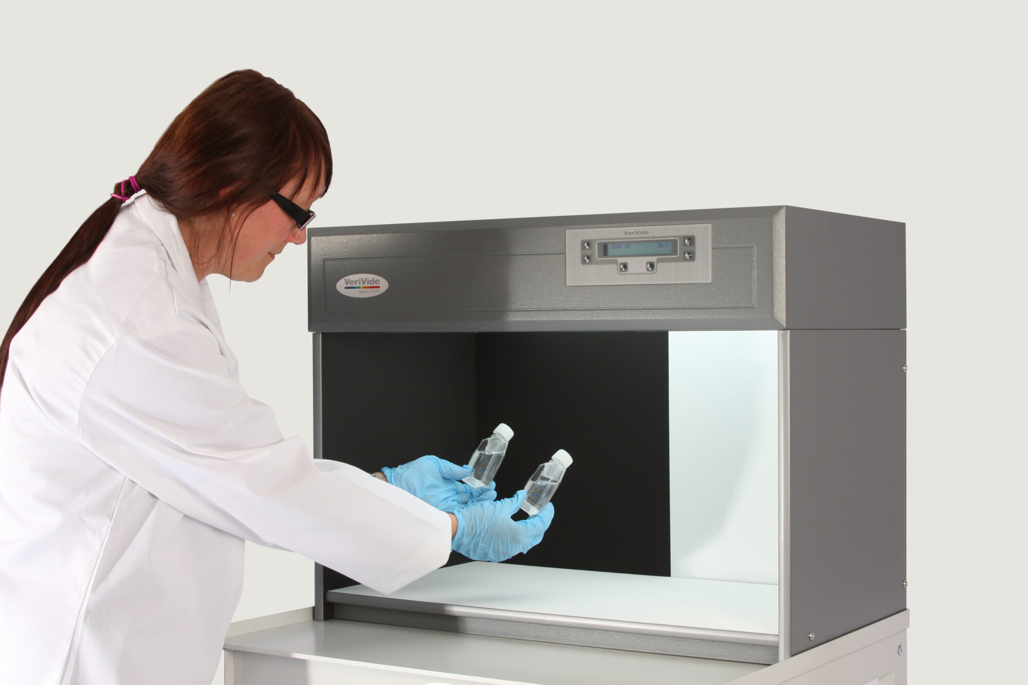 DCAC 60-5 Particulate Viewing Cabinet - VeriVide